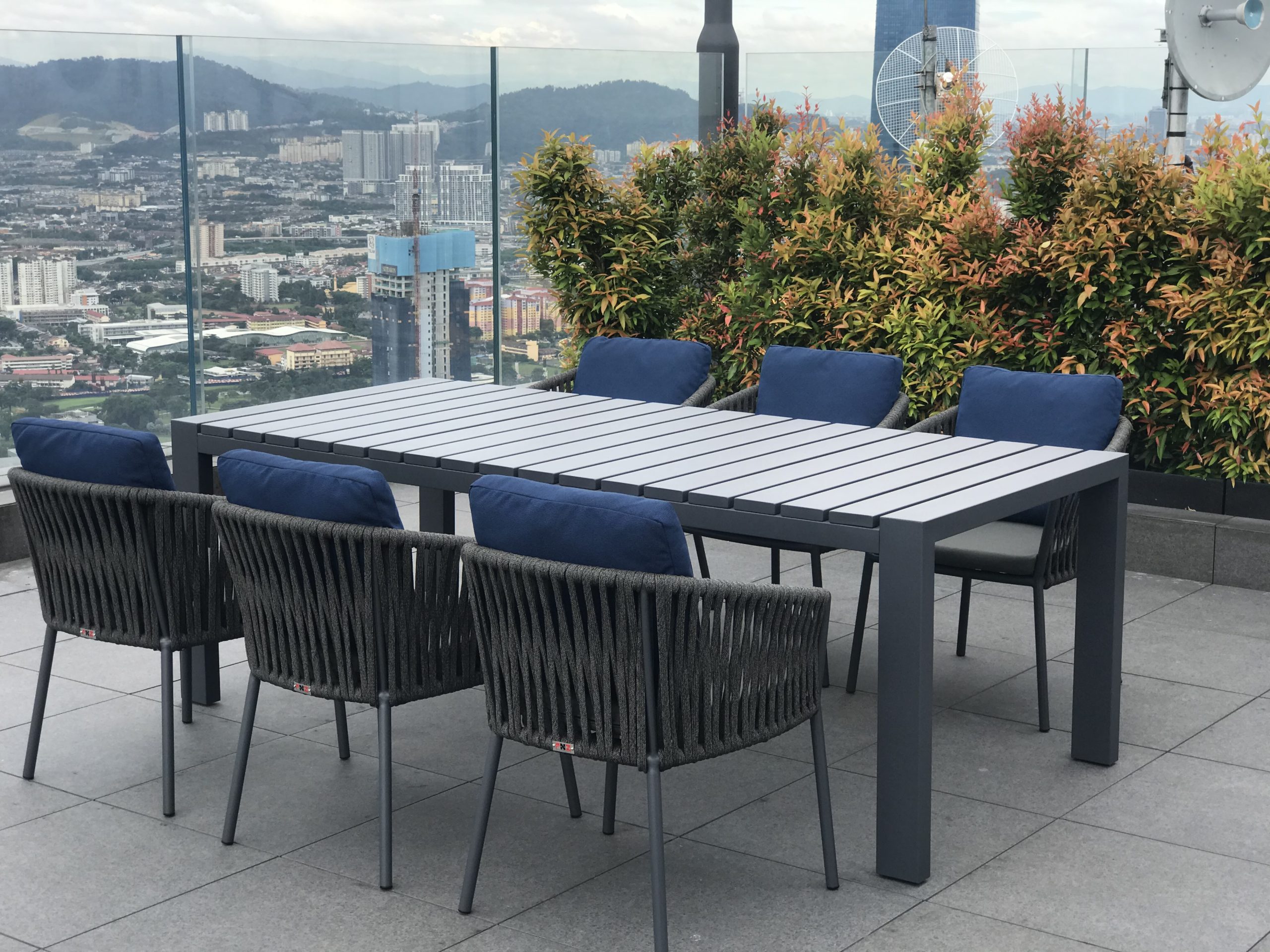 PAVILLION DINING TABLE – Dubai's Best Outdoor Furniture